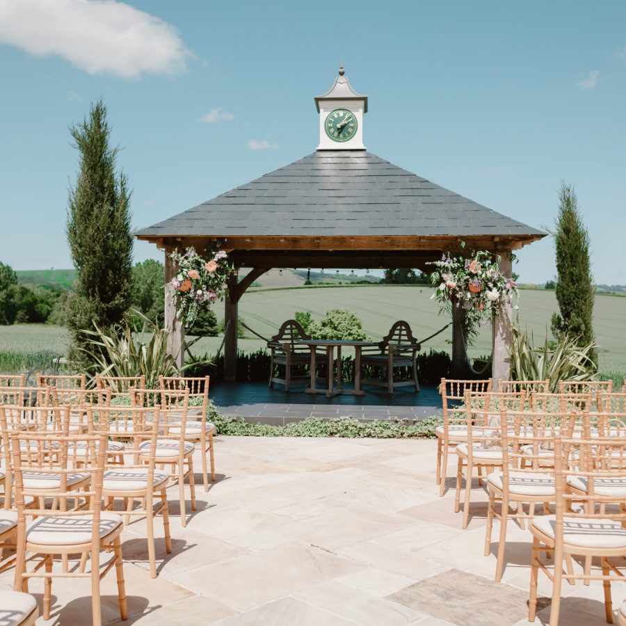 Welcome to Harefield Barn Wedding Venue in Devon